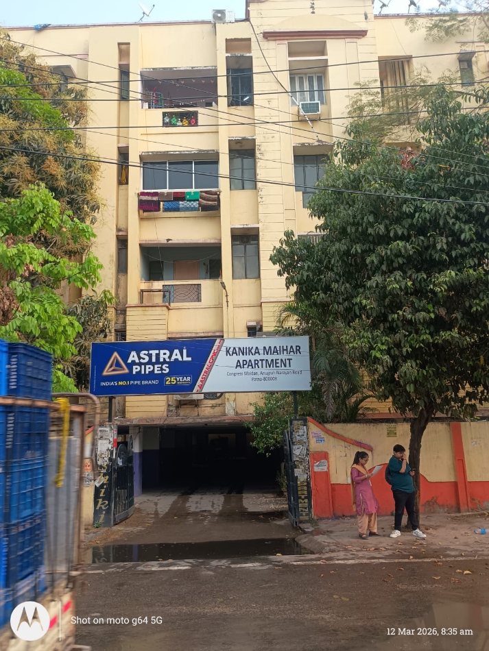 छापा पड़ा तो DGM ने फेंके 1.25 करोड़ के गहने और 32 लाख कैश, पटना में ...