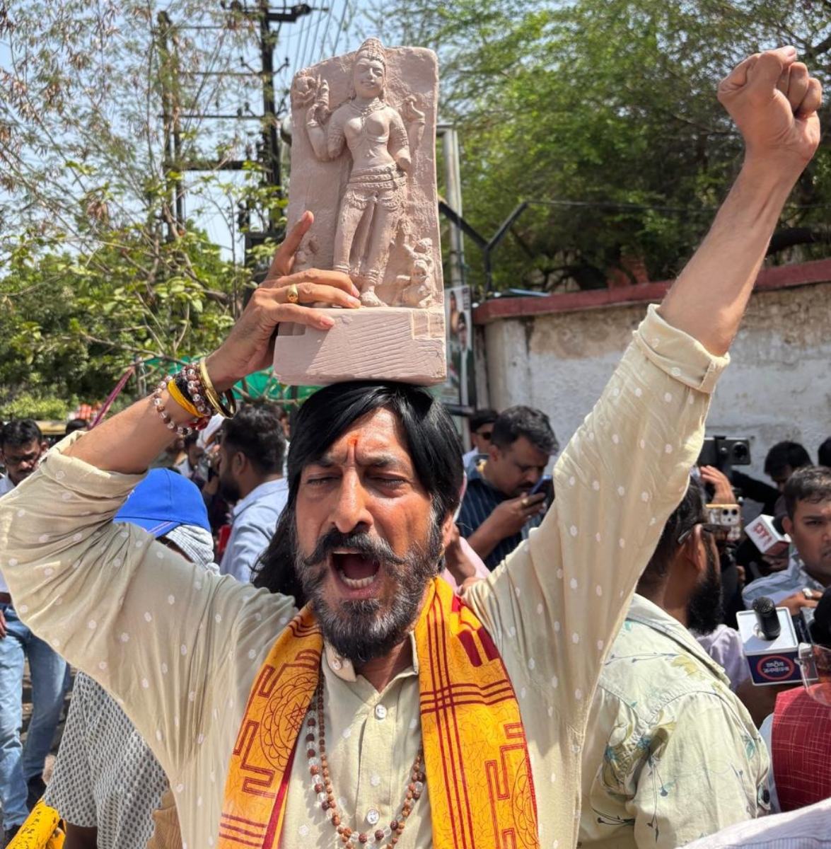 117 सालों से लंदन के म्यूजियम में है वाग्देवी की प्रतिमा, भारत में ...