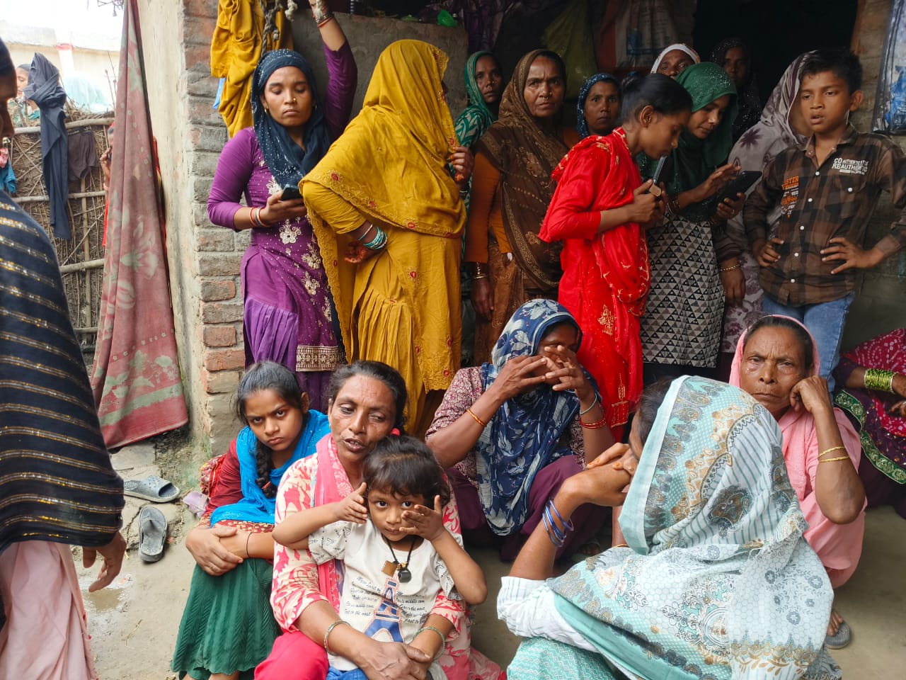 सहरसा: पति के अवैध संबंध का विरोध करने पर विवाहिता की संदिग्ध मौत, 8 ...