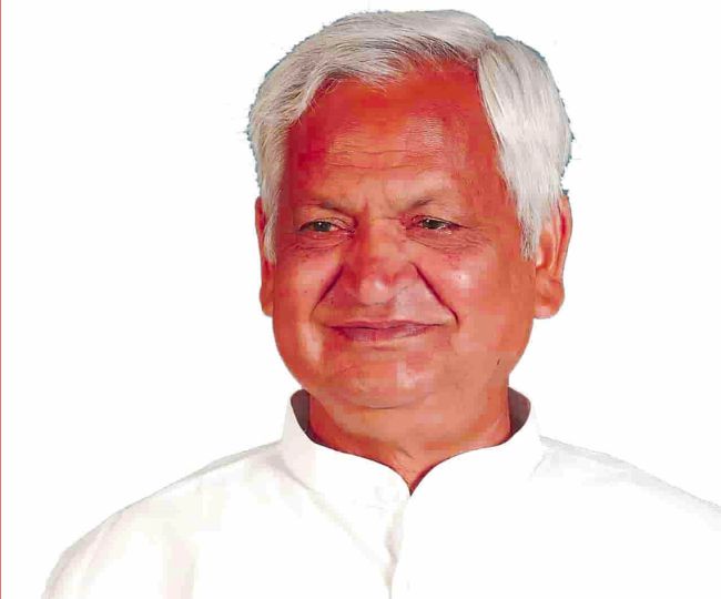अब मैं चुनाव नहीं लड़ूंगा और परिवार को भी नहीं उतरेगा... अलीगढ़ के ...
