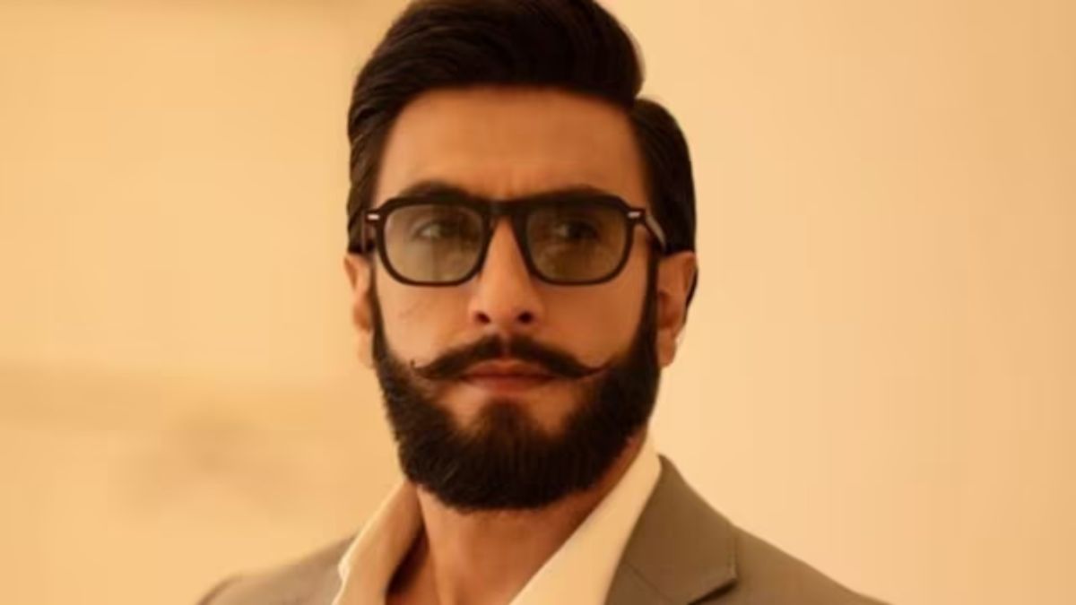 Shaktimaan के डॉ जैकाल ने मुकेश खन्ना और रणवीर सिंह की कंट्रोवर्सी पर ...